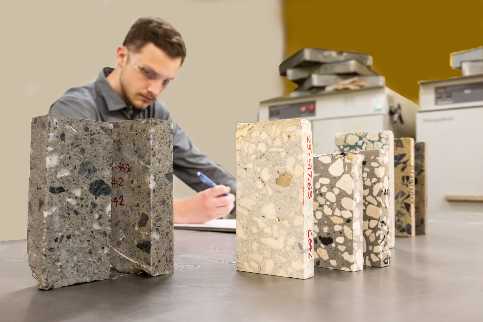 Our Experts - SGS TEC Services